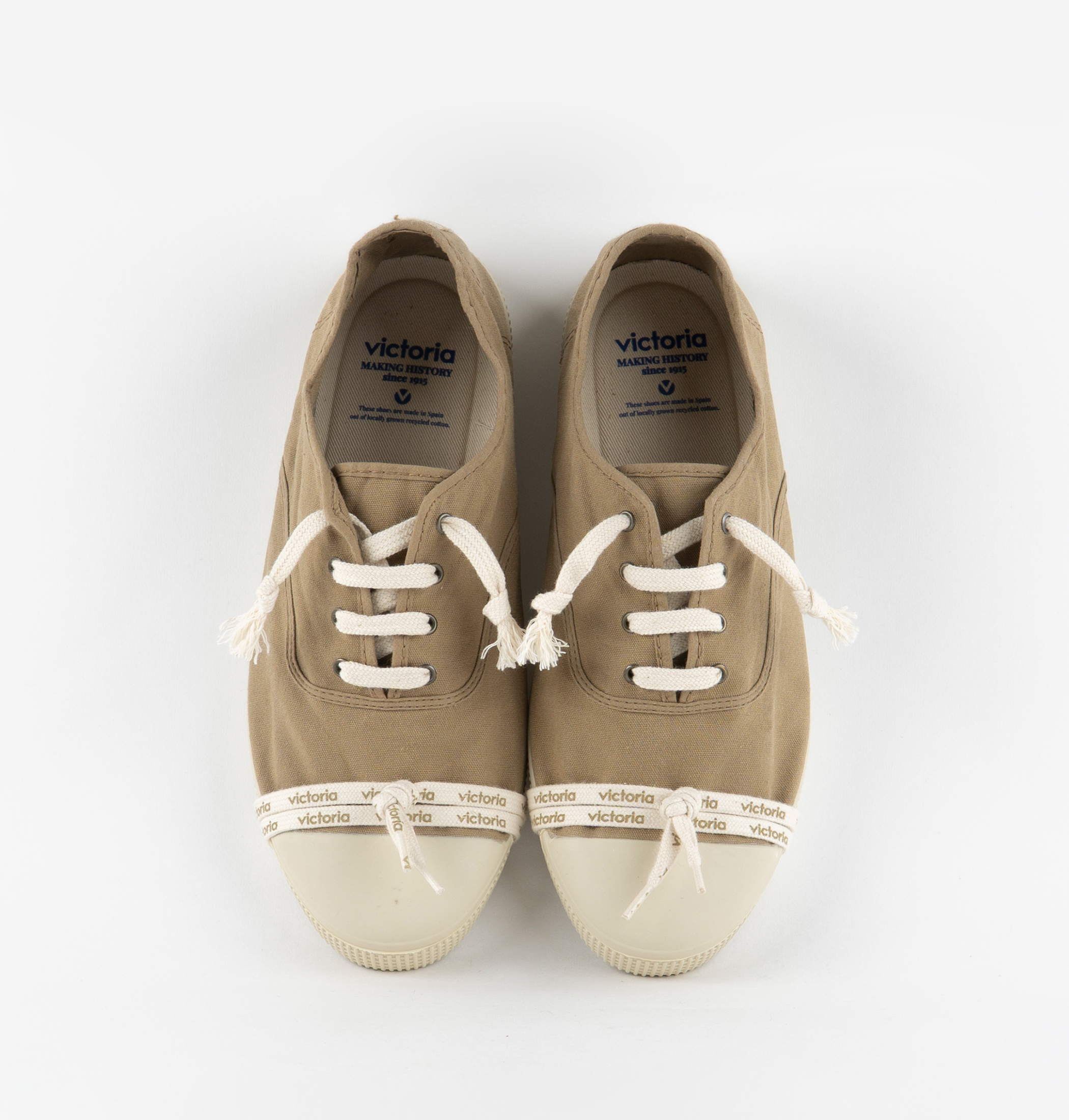 110 INGLESA LONA TINTADA DREC/LOGO | Calzados Victoria